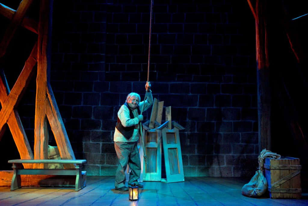 Juleteater med hjertet på rette sted | Teateravisen