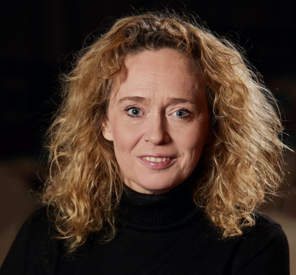 Drevet af lyst og vilje | Teateravisen